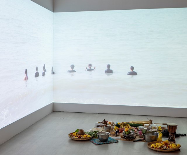 A Closing Performance by Zarina Muhammad | Singapore Art Museum
